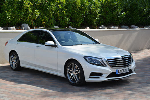 Prom car hire - Prom car - NRI car hire - Graduation car hire- Proms