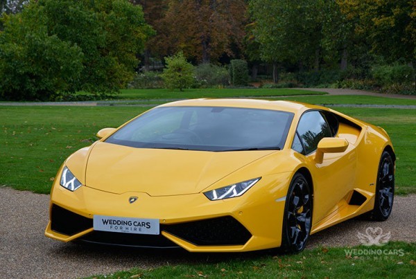 LAMBORGHINI HURACAN HIRE - Rent a Lambo - Chauffeur or Selfdrive