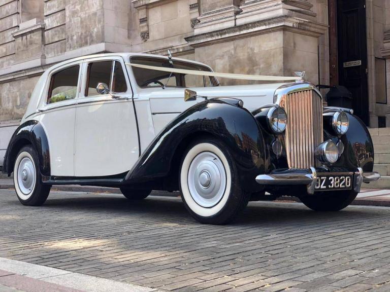 Classic Car Hire - Vintage Car Hire Online : Book Now