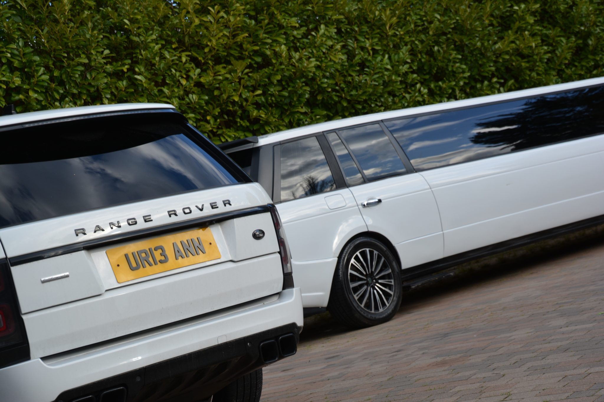 Range Rover Limo hire - Limousine hire - Range Rover stretch hire