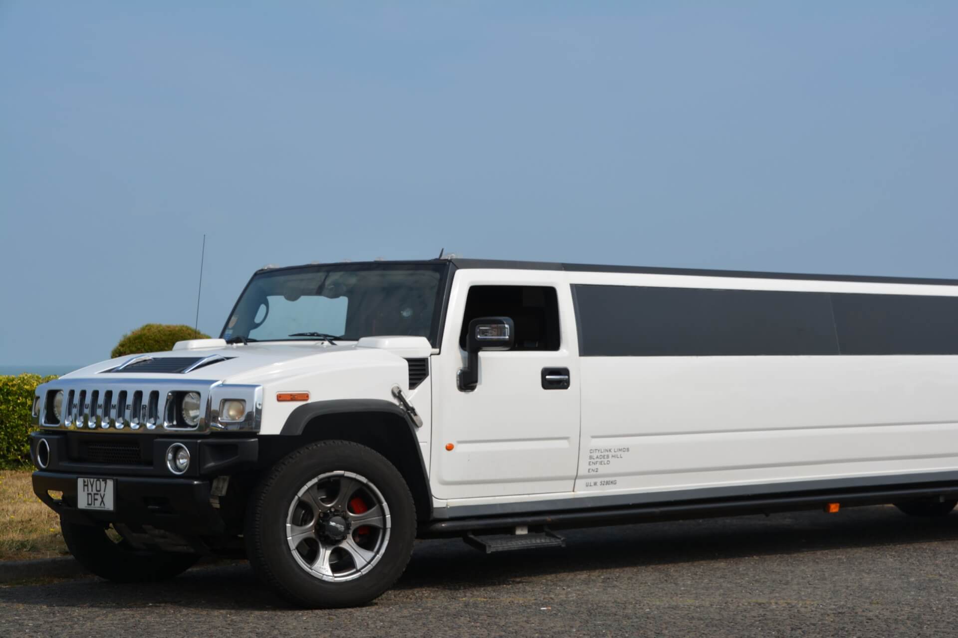 Hummer limo hire Essex - Wedding Cars For Hire